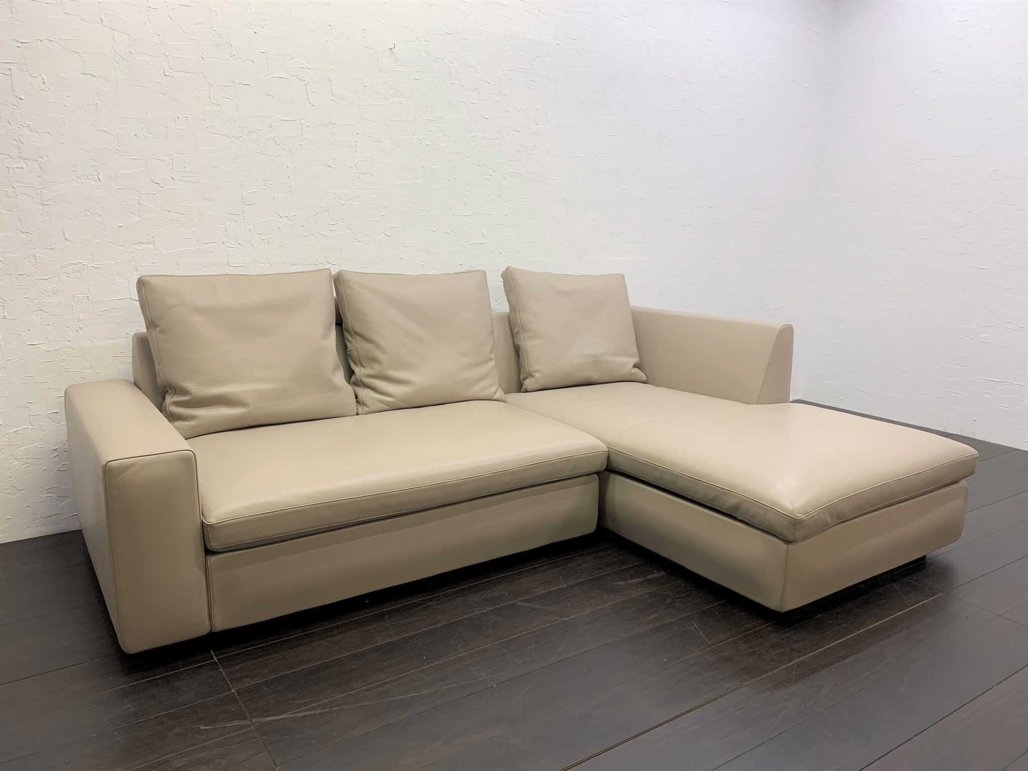 東京都 港区 arflex SONA アルフレックス ソーナ カウチソファ ユニットソファ 本革 買取しました！ - 出張買取 | 東京・神奈川のエコロジスタリユース